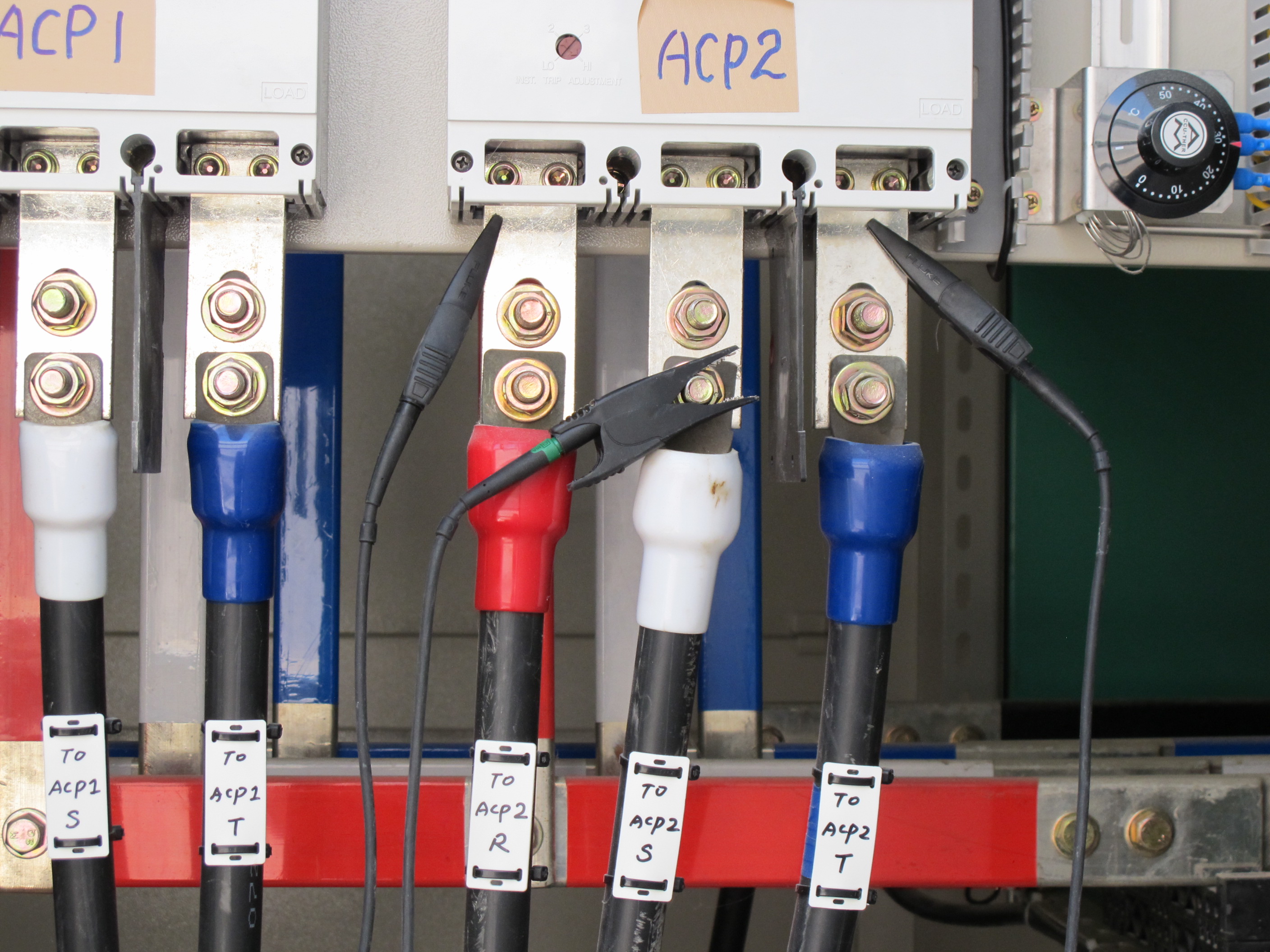 Service Technicians bringing Solar Power to Asia Pacific - Sunny. SMA ...